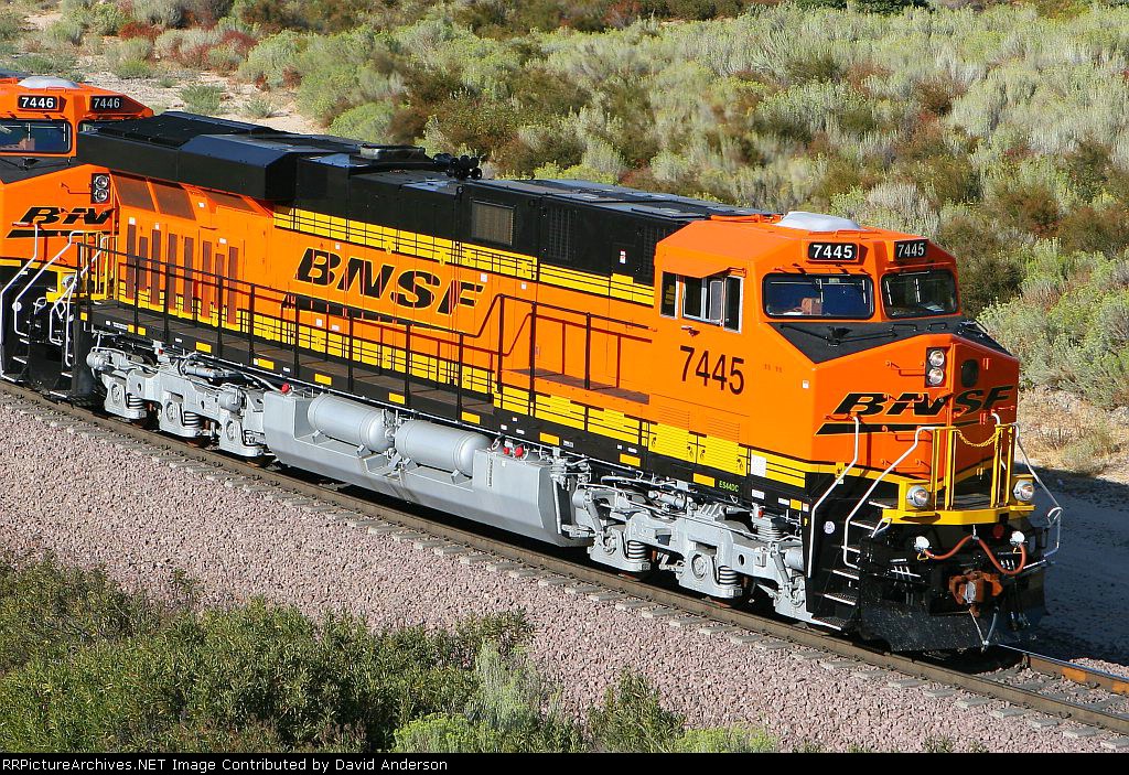 BNSF 7445